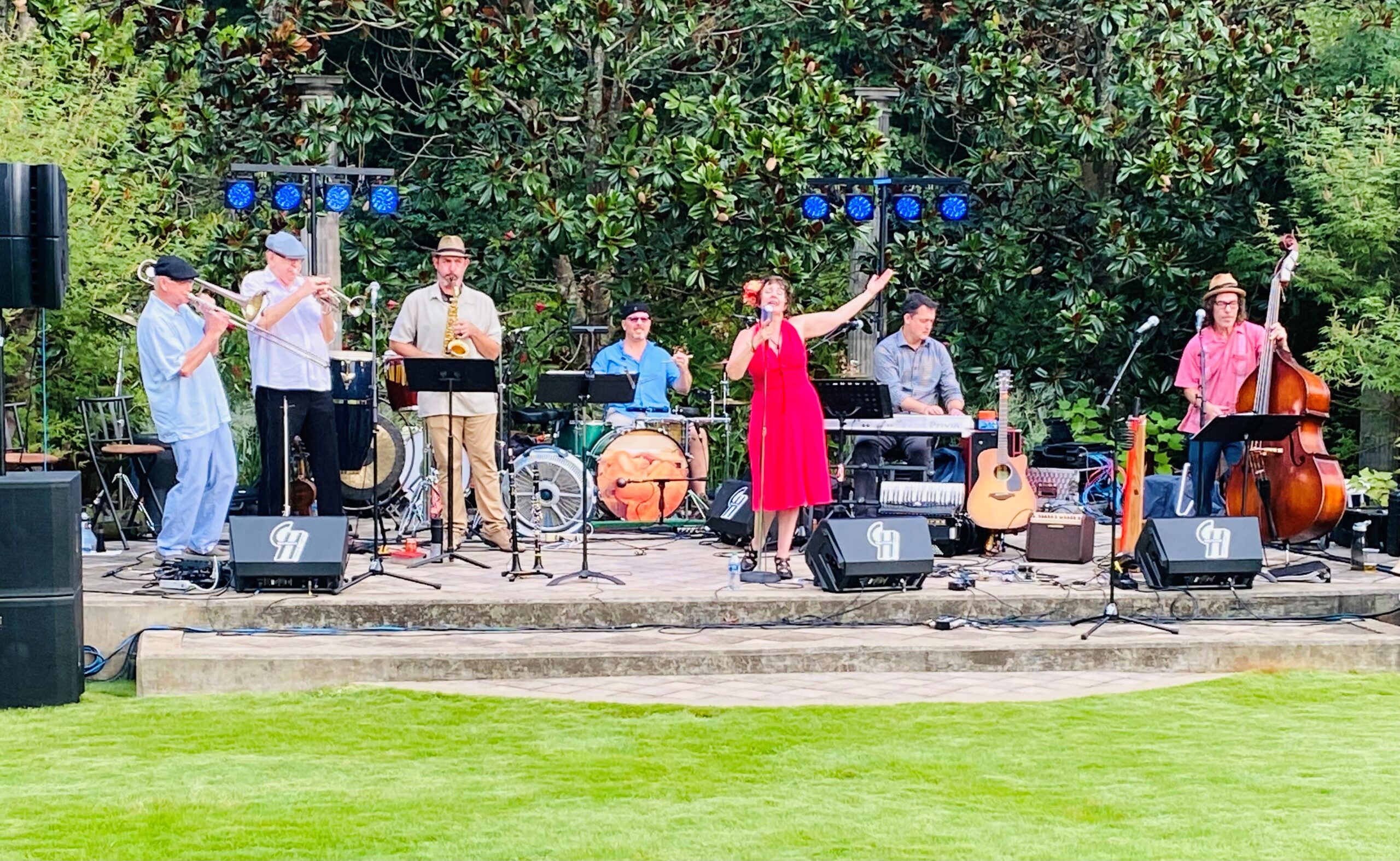 Mary & The Hot Hotty-Hots - AthFest